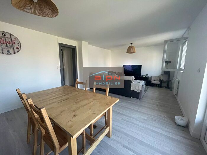 Appartement 4 pièces à louer à Sotteville-lès-Rouen, Centre-ville, Marcel Lods, Victor Hugo