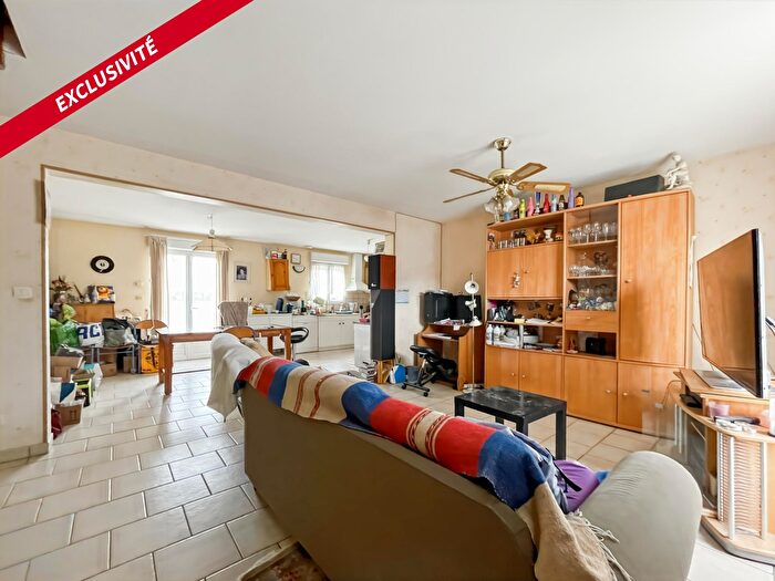 Maison 6 pièces à vendre - Savigné-sur-Lathan