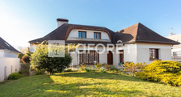 Maison à vendre - La Queue-en-Brie - 7 pièces - 4 chambres