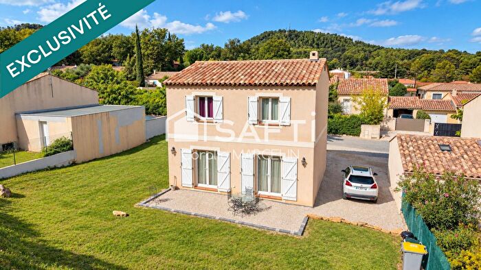 Maison 4 pièces à Brignoles, Centre-ville, Vieille ville, à vendre
