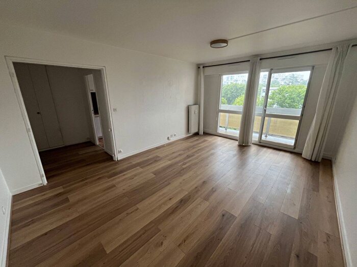 Abbaye, Créteil : Appartement 3 pièces à louer