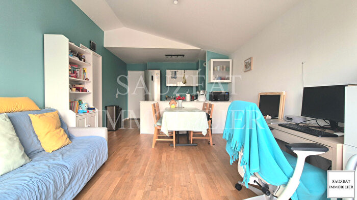 Appartement à vendre - Cachan, Centre-ville - 4 pièces - 3 chambres