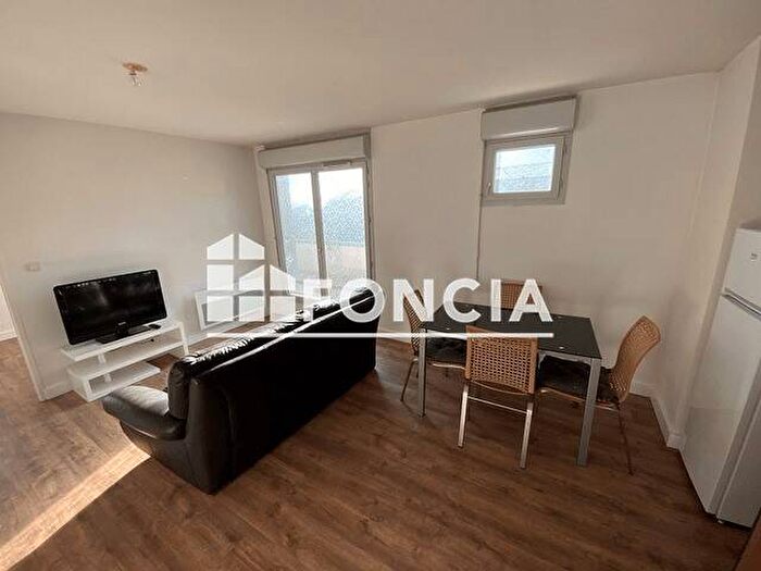 Cité Universitaire-Albert Thomas, Limoges : Appartement 3 pièces à louer