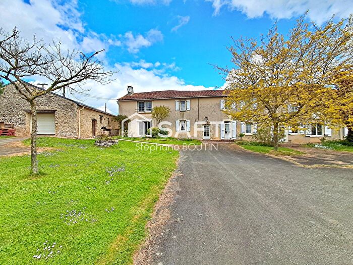 Cezais : Maison 15 pièces à vendre