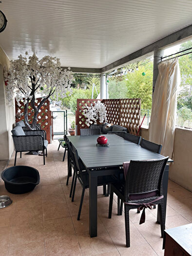 Maison à vendre - Saint-Cyr-la-Roche - 5 pièces - 5 chambres