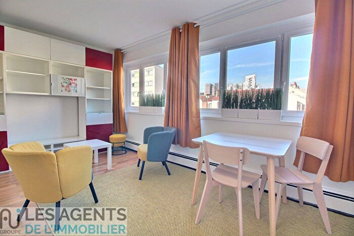 Centre Ville-Vieux Puteaux : Appartement 1 pièce à louer