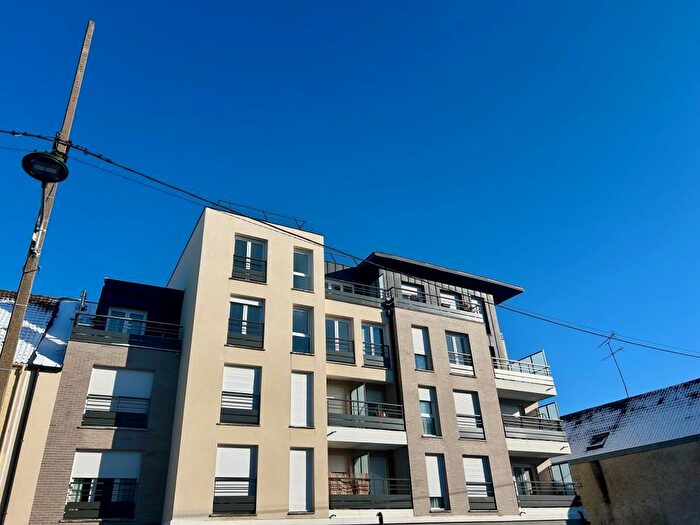 Appartement à vendre - Plaisir, Ebisoires - 1 pièce