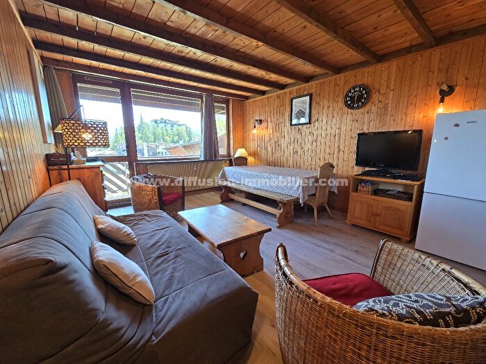 Uvernet-Fours : Appartement 3 pièces à vendre