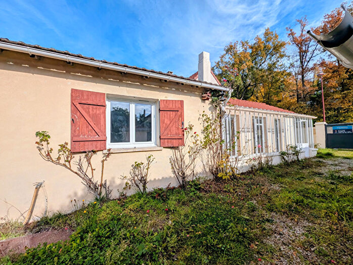 Maison à vendre - Buthiers - 4 pièces - 3 chambres