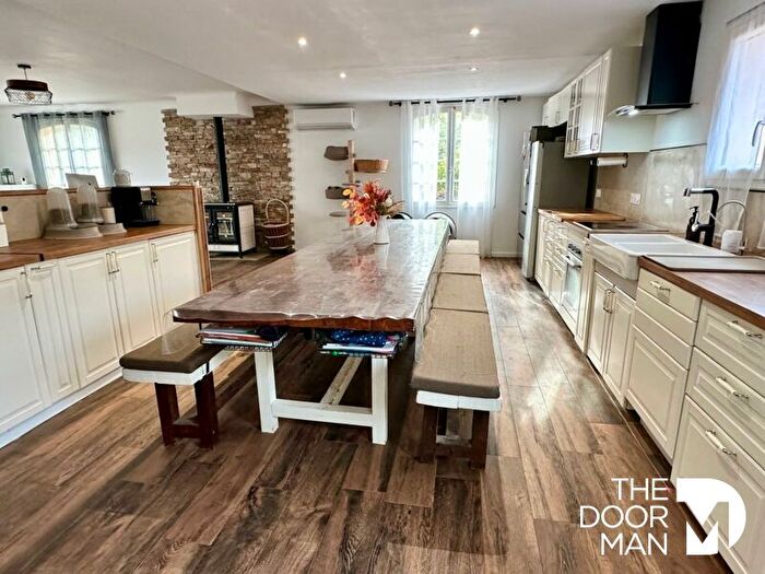 Maison à vendre - Seillans - 13 pièces - 3 chambres