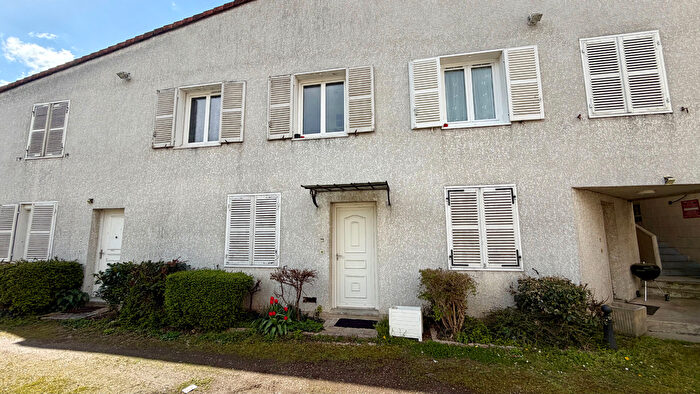 Appartement à vendre - Goussainville, Centre-ville, Renaissance - 2 pièces - 1 chambre