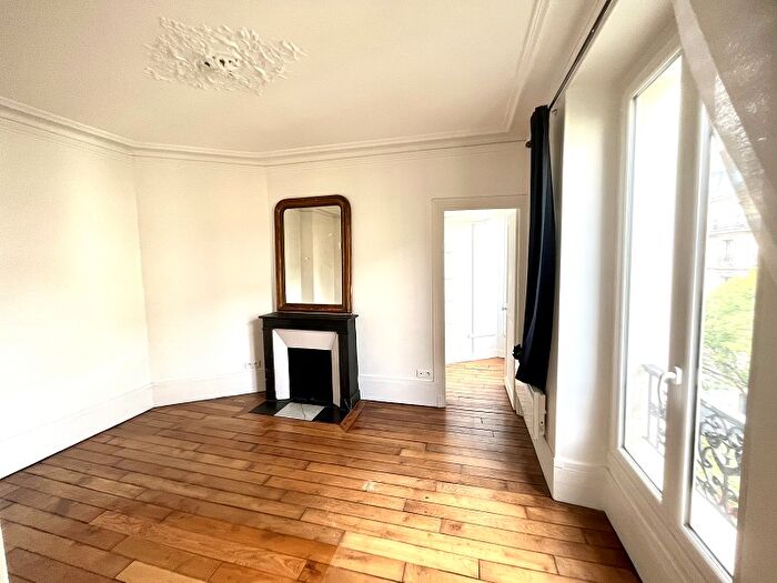 Appartement à louer - Paris e , Jean Moulin, Porte dOrléans - 3 pièces - 2 chambres