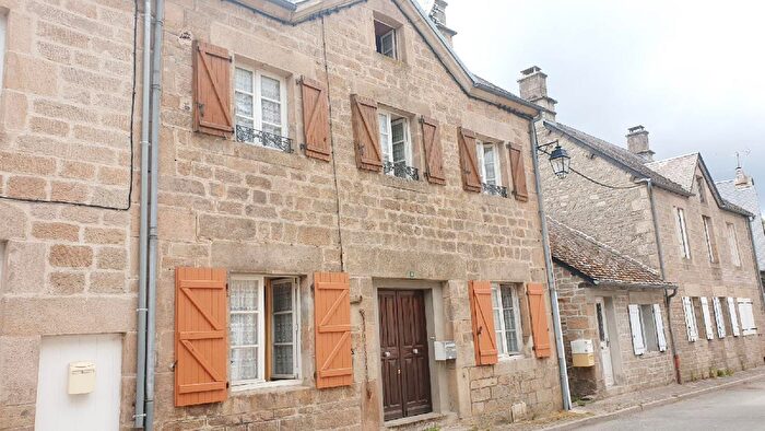 Maison à vendre - Tarnac - 6 pièces - 5 chambres