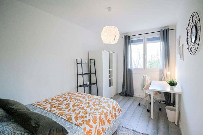 Croix Luizet, Villeurbanne : Appartement 1 pièce à louer