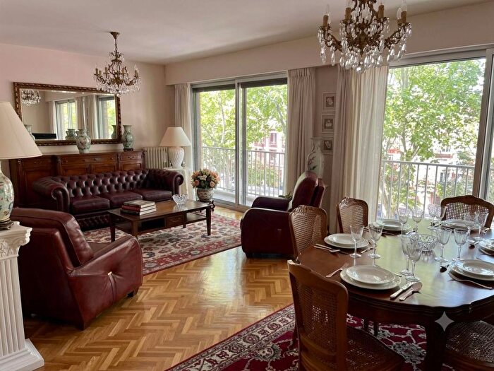 Toulouse, Saint-Sernin : Appartement 4 pièces à vendre