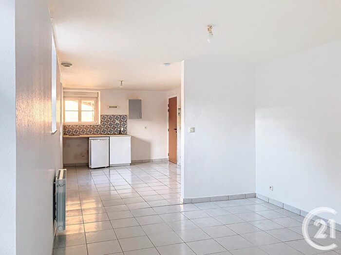 Appartement à louer - Dinan - 1 pièce