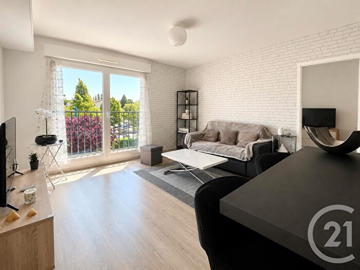 Villeparisis, Le Vieux Pays, Bois Fleuri : Appartement 2 pièces à vendre