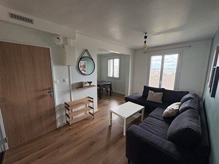 La Fauvette, Talence : Appartement 4 pièces à louer