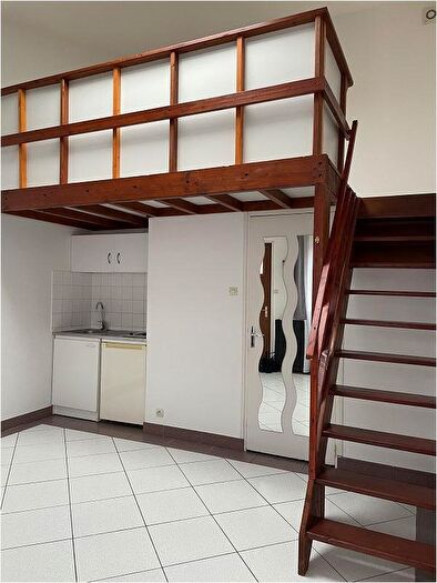 Lomme, Mont à Camp, Marais : Appartement 1 pièce à louer