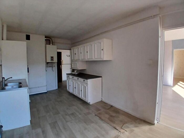 Appartement à vendre - Feurs - 4 pièces - 3 chambres