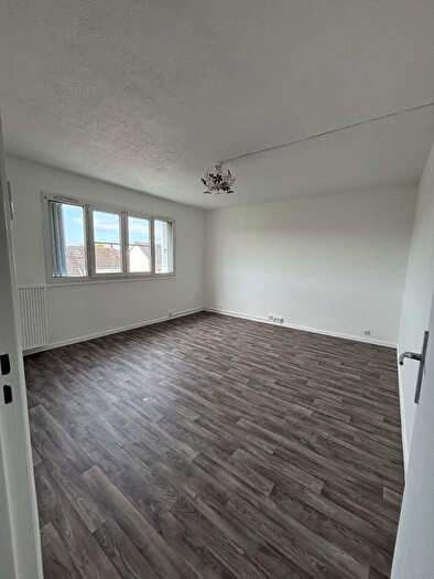 Le Vaudreuil : Appartement 3 pièces à louer