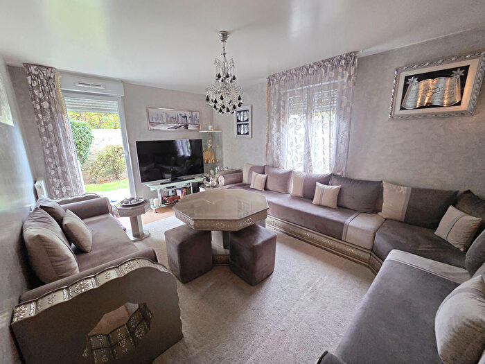 Appartement à vendre - Lieusaint - 4 pièces - 3 chambres