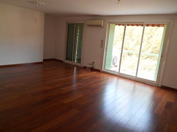 Appartement à louer - Contes - 4 pièces - 3 chambres