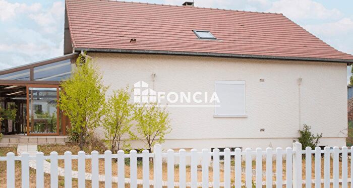 Maison 7 pièces à vendre à Saint-Denis-en-Val