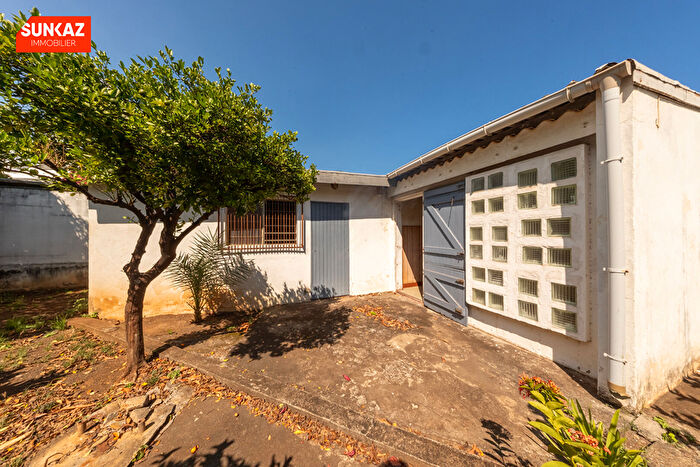 Maison à vendre - Saint-Pierre, Centre-ville - 4 pièces - 3 chambres