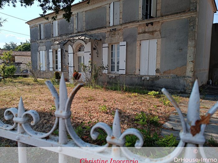 Maison 6 pièces à vendre à Saint-Genès-de-Blaye