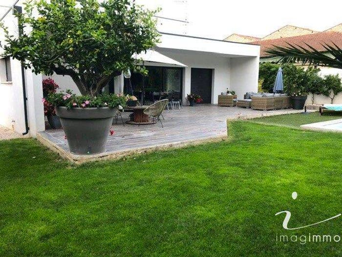 Maison 7 pièces à louer à Lansargues