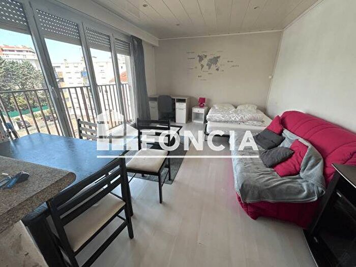Pentagone, La Roche-sur-Yon : Appartement 1 pièce à louer