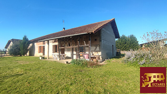 Maison à vendre - Saint-Trivier-de-Courtes - 3 pièces - 1 chambre