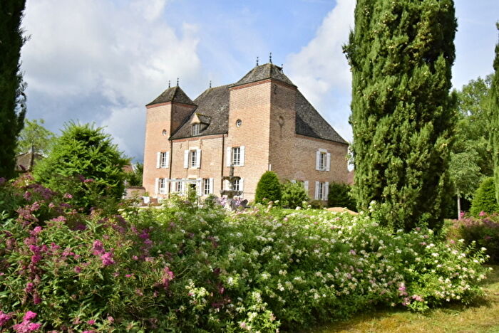 Chalon-sur-Saône : Maison 8 pièces à vendre