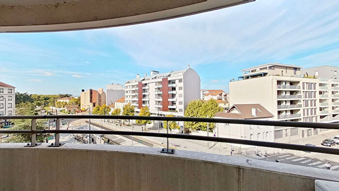 Appartement à vendre - Villeurbanne, Grand Clément - 3 pièces - 2 chambres
