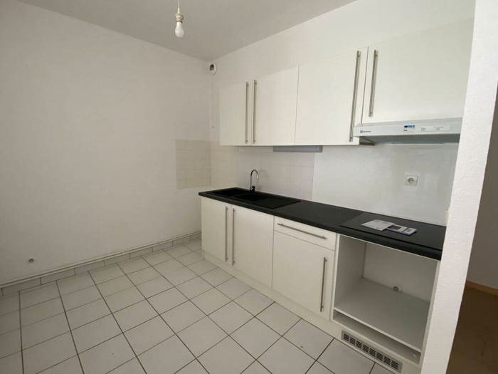 Appartement 3 pièces à Parc la Verrerie-Le Guide, Le Creusot, à louer