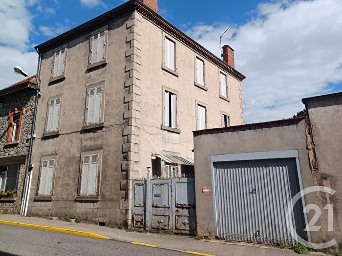 Maison à vendre - Bourg-Argental - 10 pièces - 6 chambres