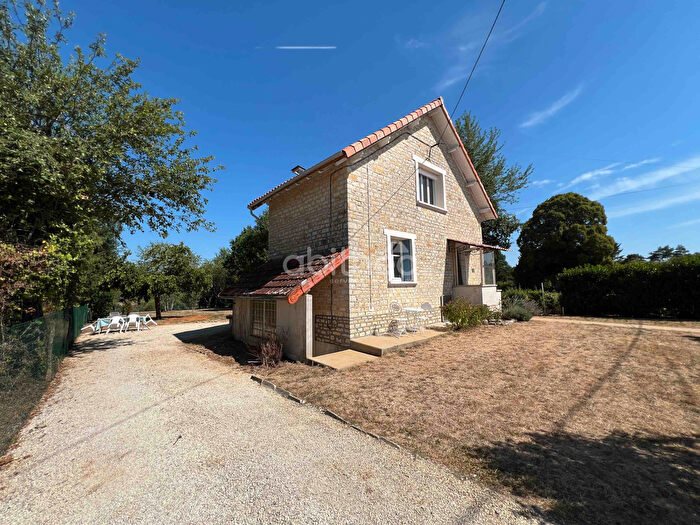 Maison 3 pièces à Chassiecq, à vendre