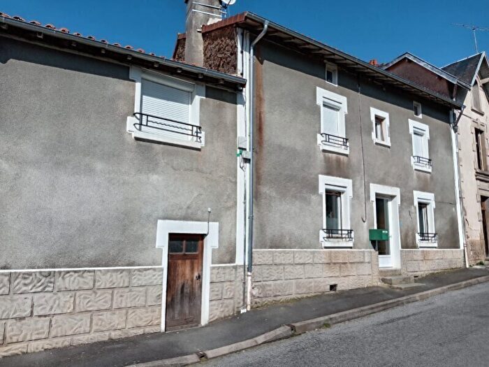 Maison 7 pièces à vendre - Bujaleuf