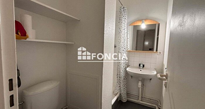 Lecoq, Clermont-Ferrand : Appartement 1 pièce à louer