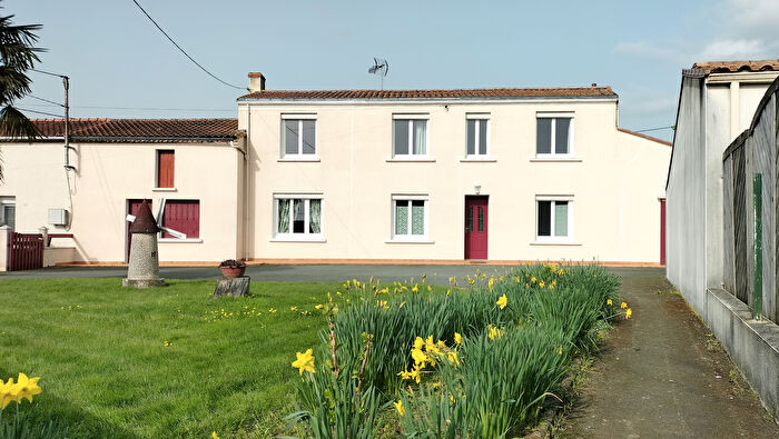 Maison à vendre - Chauché - 7 pièces - 4 chambres