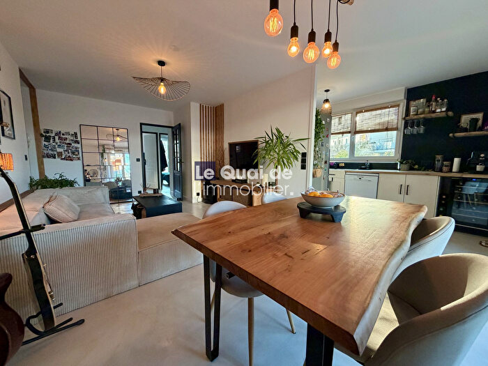 Appartement à vendre - Saint-Martin-dHères, Centre-ville - 3 pièces - 2 chambres