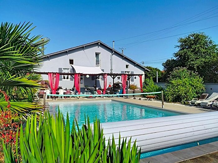 Hauriet : Maison 10 pièces à vendre