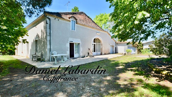 Maison 5 pièces à vendre à Roumagne