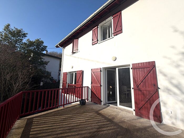 Maison à louer - Bidarray - 4 pièces - 3 chambres