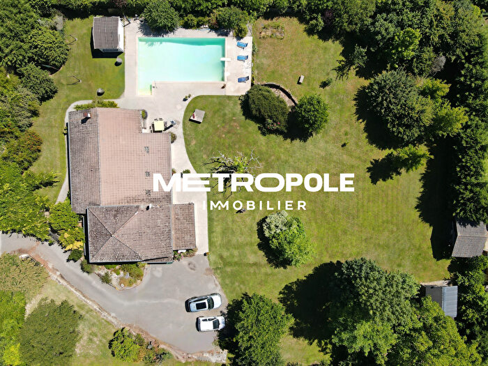 Trept - Maison 6 pièces à vendre