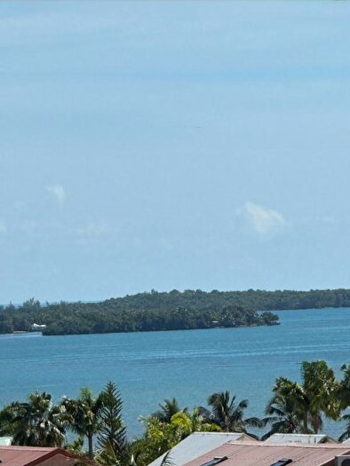 Appartement à vendre - Baie-Mahault - 4 pièces - 3 chambres