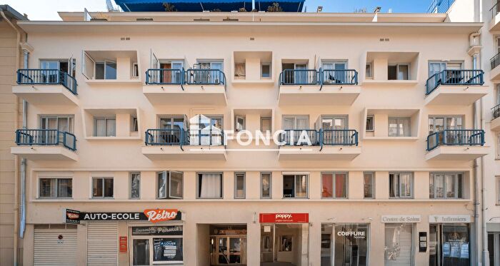 Appartement 1 pièce à Nice, Borriglione, à vendre