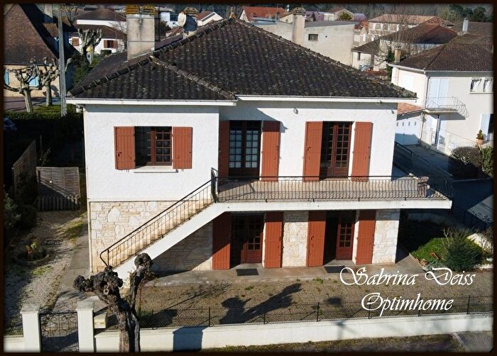 Maison à vendre - Gardonne - 8 pièces - 6 chambres