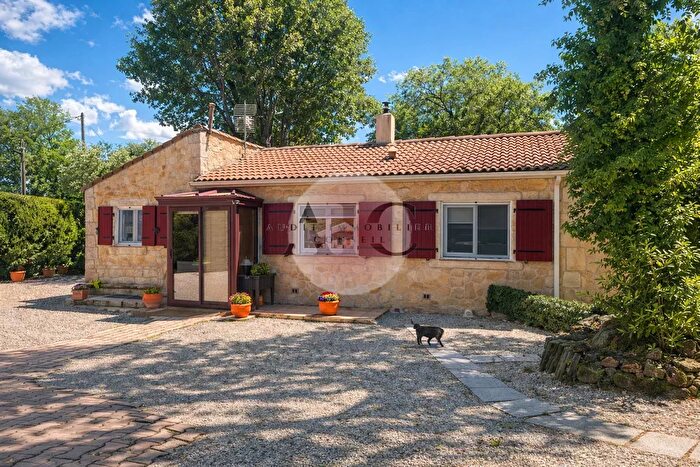 Maison à vendre - Saint-Paul-en-Forêt - 5 pièces - 3 chambres